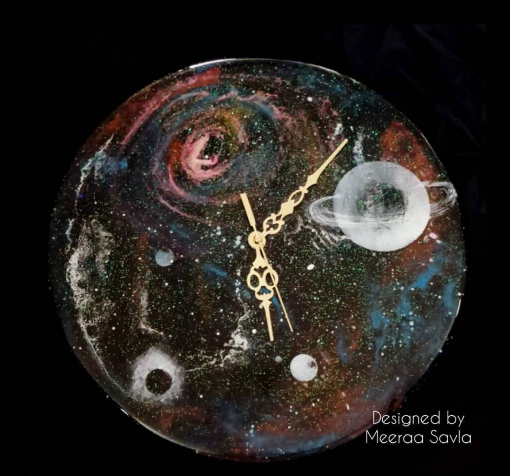 Cosmic Harmony Resin Art Clock – The Misaa Studio